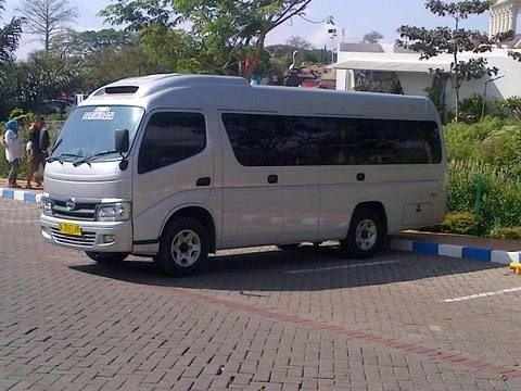 Rekomendasi dan Tips Sewa Mobil Elf Jogja Terlengkap!